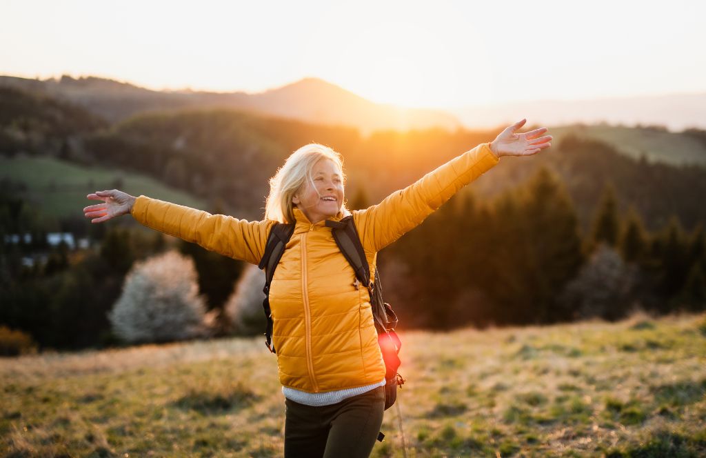 12 Luxury Retirement Gifts For Women | Flightgift